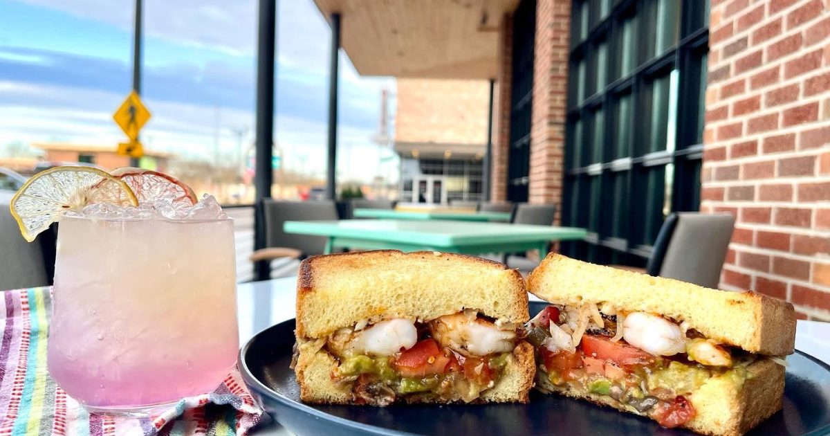 Soak Up The Sun: Outdoor Dining Spots in Tupelo | Visit Tupelo