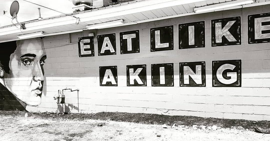 Eat Like A King Mural | Visit Tupelo